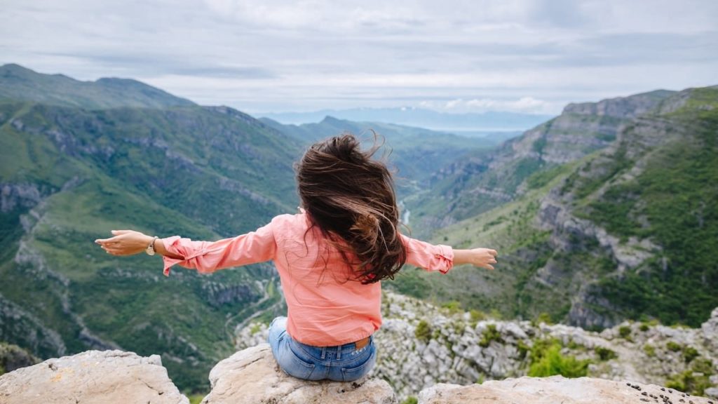 How to Become Your Best Self as a Single Woman